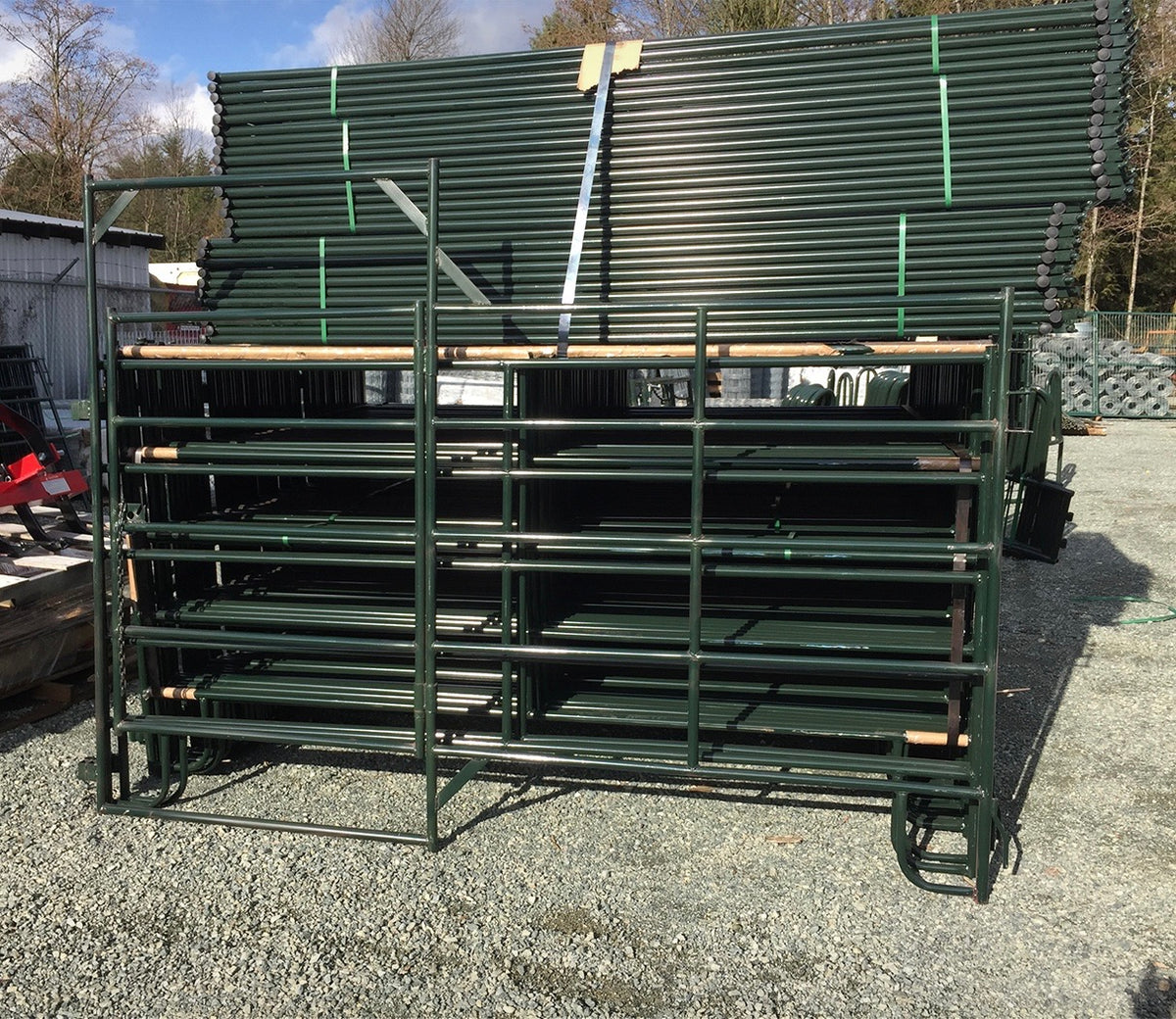 10' Corral Panel with Gate - Light Duty – SkcFarmFencing